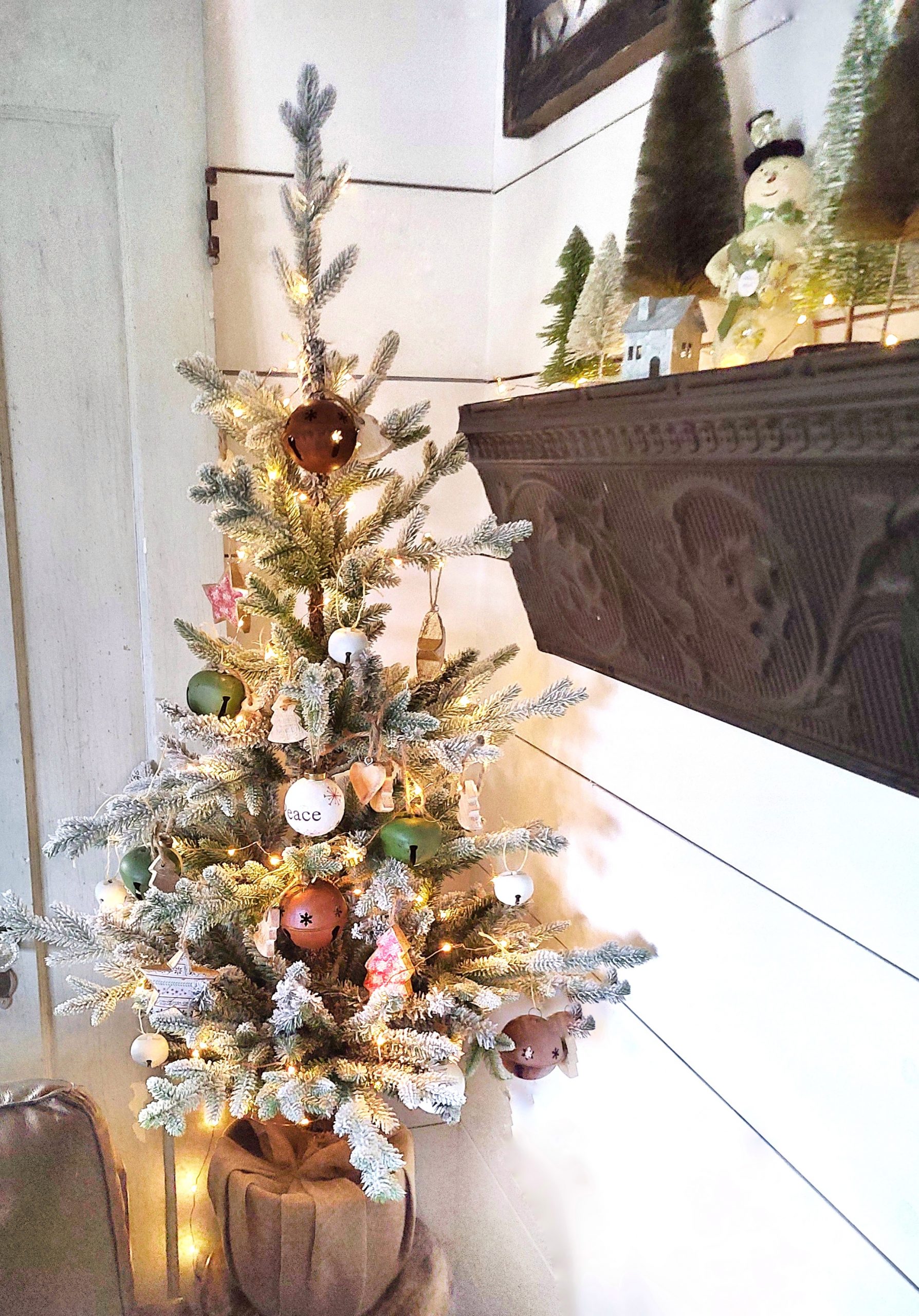 Creative Christmas Tree Ideas for Your Small Spaces - Shiplap and Shells
