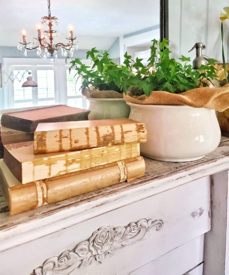 Celebrate Spring By Creating Simple Spring Home Decor Vignettes ...