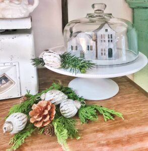 How to Create Christmas Vignettes in as Little as 5 Minutes - Shiplap ...