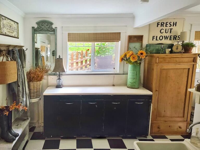 9 Ways to Use Vintage and Antique Pieces For Storage Solutions ...