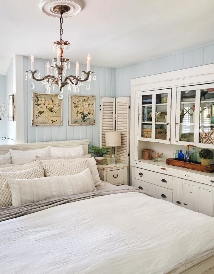 A Simply Soothing Summer Sanctuary - My Cozy Cottage Bedroom Tour ...