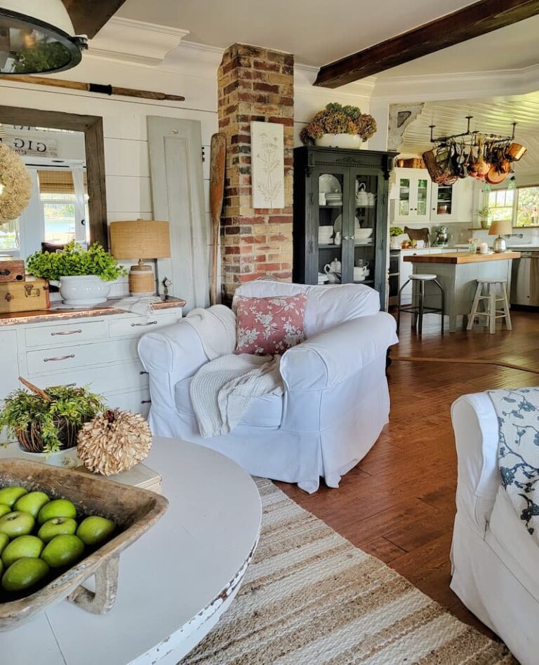 Fall Fresh Seasonal Home Tour with Cozy Cottage Style Touches - Shiplap ...