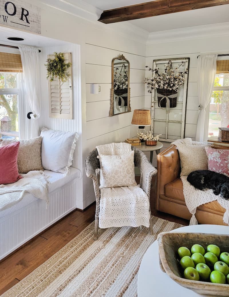 Fall Fresh Seasonal Home Tour with Cozy Cottage Style Touches - Shiplap ...