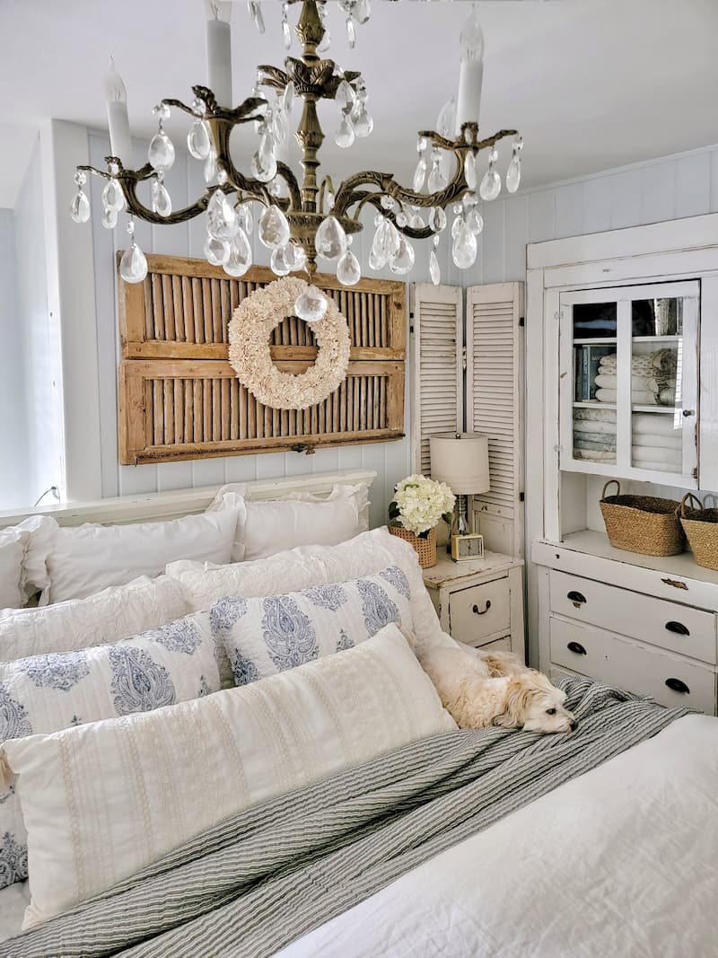 Spring Cottage Home Tour and Simple Decorating Ideas - Shiplap and Shells