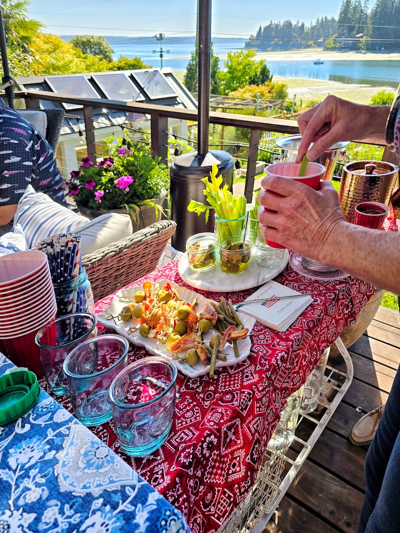 Patriotic Decor Ideas for an Outdoor 4th of July Party - Shiplap and Shells